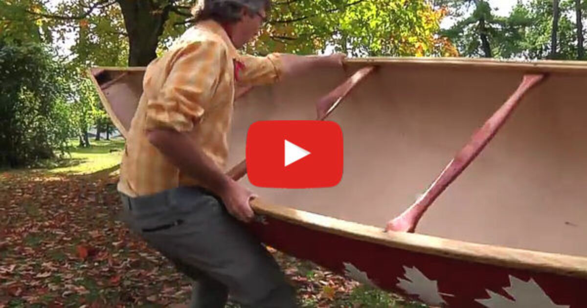 Picking Up A Canoe for Portage | Paddling.com